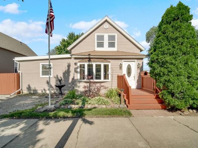 S Green Bay Ave, Burnham, Home For Sale