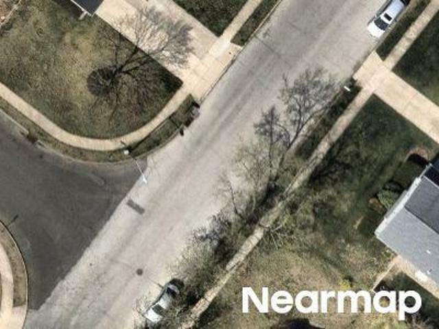 S Hampshire Dr