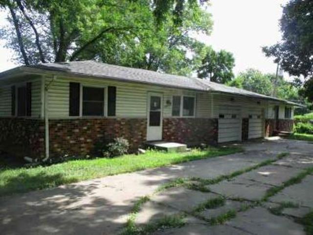 S Hayes St
