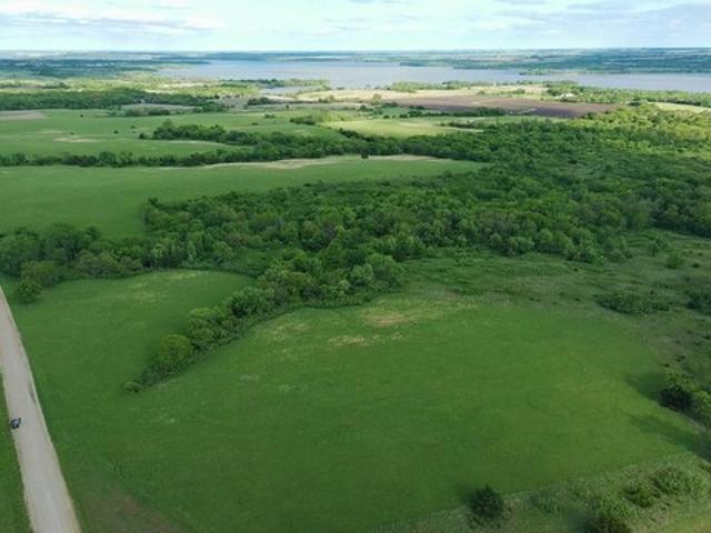 S Highway 170, Osage City, KS 66523
