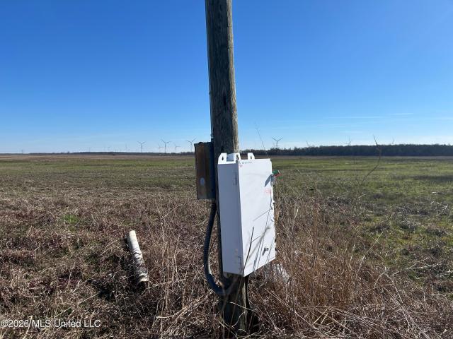 S Highway 61, Dundee, MS 38626