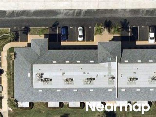 S Highland Ave Apt 1304