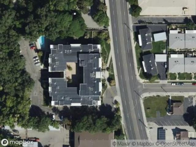 S Highland Dr