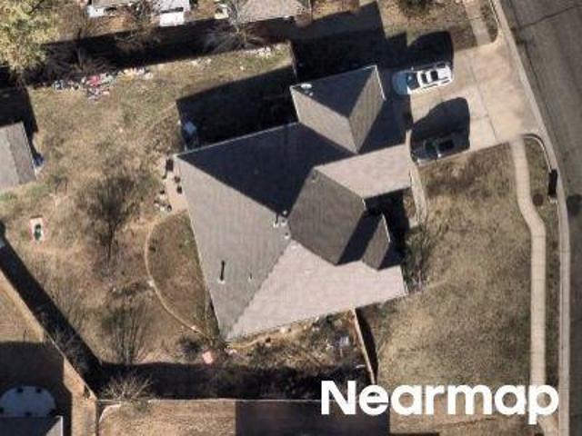 S Hillcrest Dr