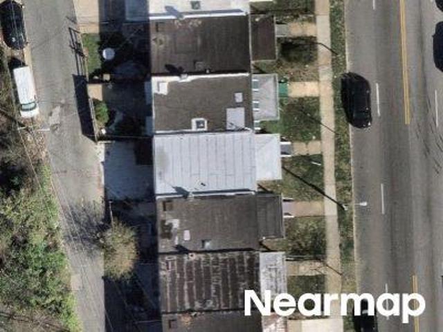 S Hilton St