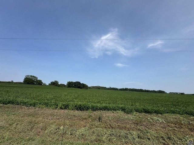 S Hoch Rd, Burlingame, KS 66413