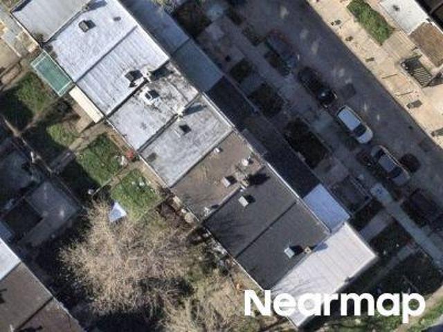 S Holbrook St