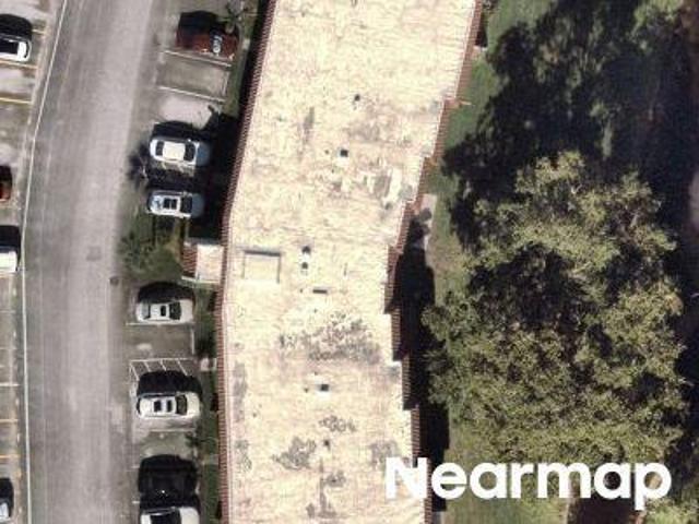 S Hollybrook Dr