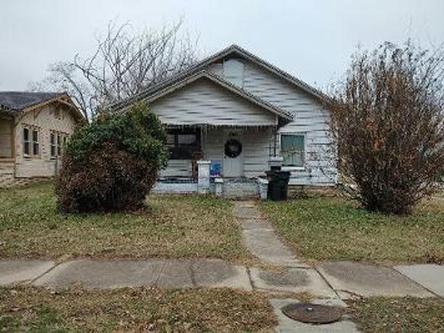 S Independence St