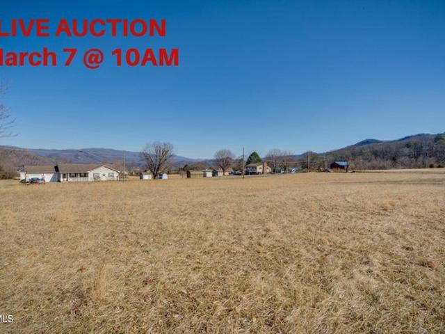 S J Oliver Loop, Elizabethton, TN 37643