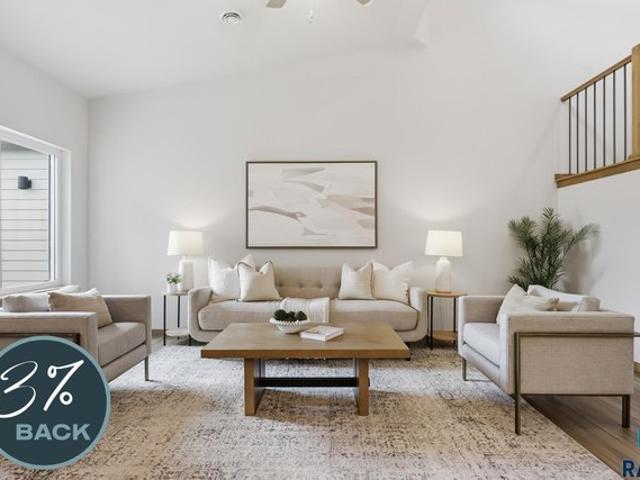 S Jerome Pl, Sioux Falls, SD 57106
