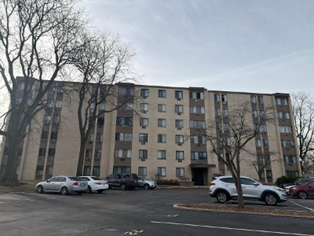 S Karlov Ave Apt 302