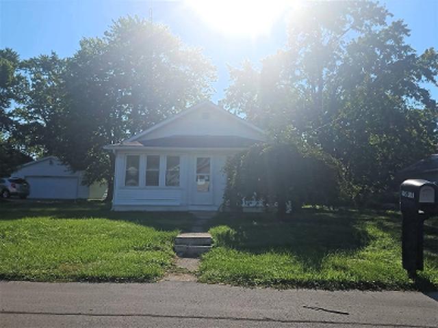 S Luick Ave