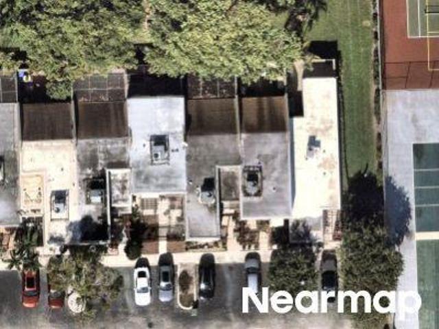 S Lakeview Dr