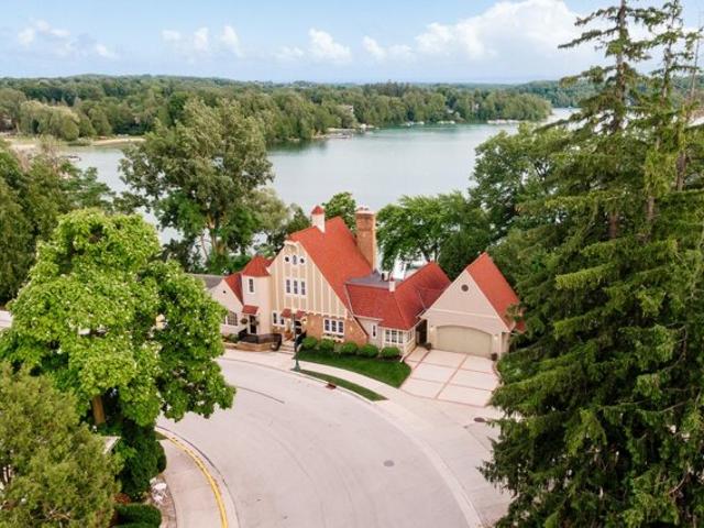 S Lake St, Elkhart Lake, Home For Sale