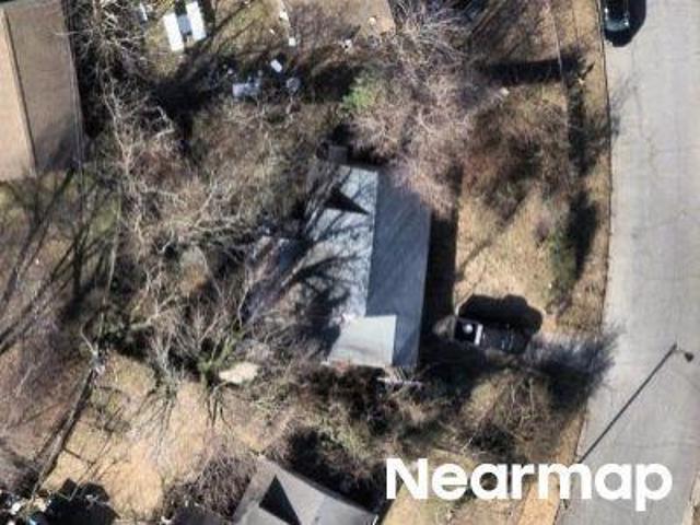S Lakeland Dr