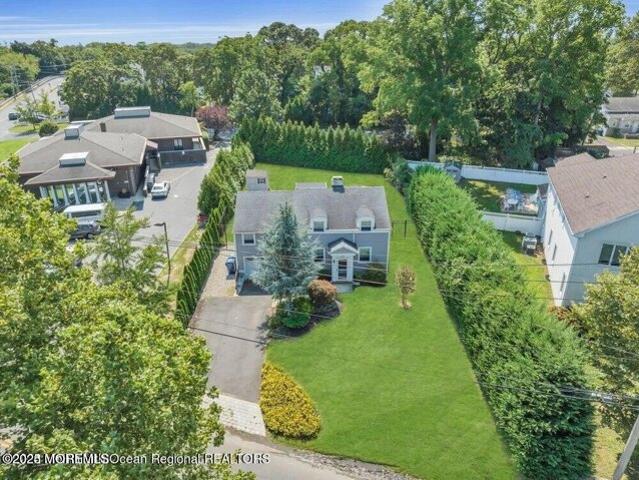 S Lincoln Ave, Oakhurst, Home For Sale