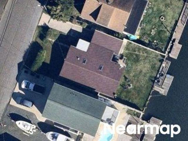 S Longboat Dr