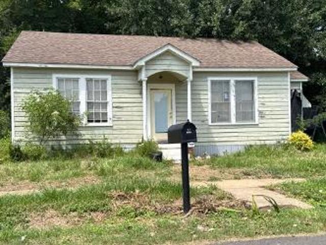 S Louisiana Ave