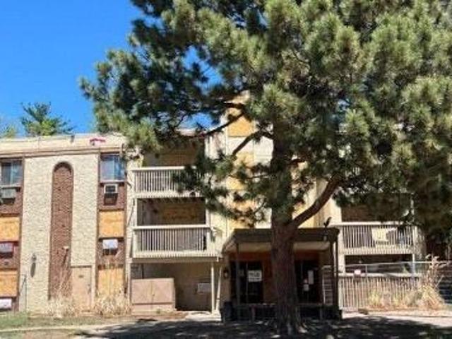 S Parker Rd Apt 203