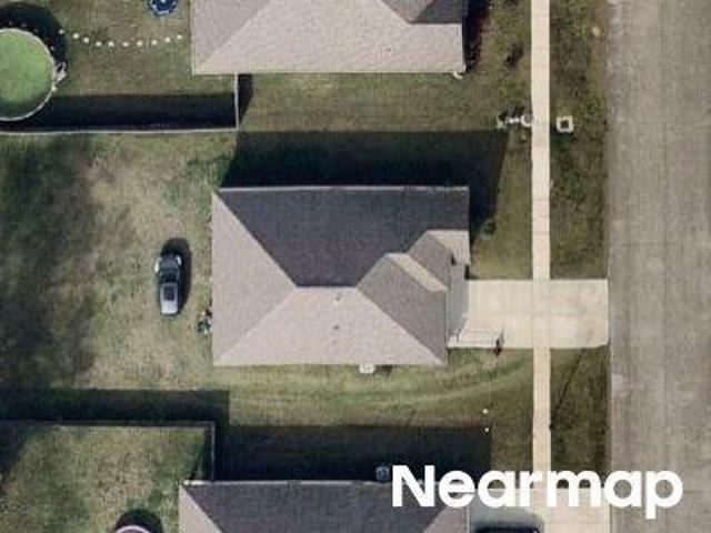 S Pecan Grove Ave