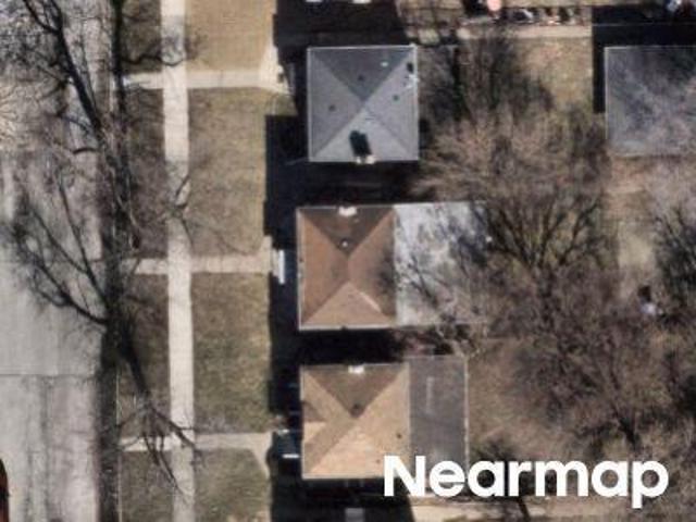 S Perry Ave