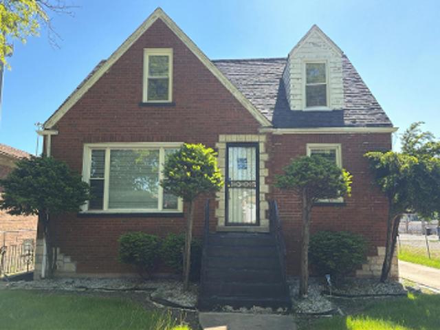 S Perry Ave