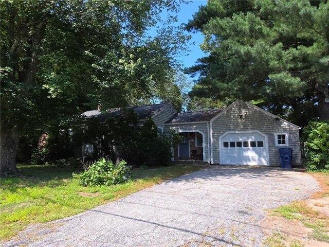 S Pierce Rd, East Greenwich, Home For Sale