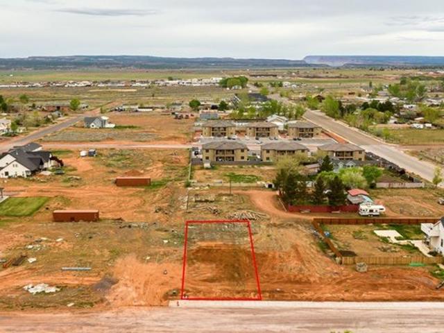 425C S Pioneer Ave, Colorado City, AZ 86021