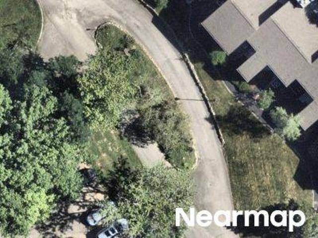 S Pointe Ridge Ln