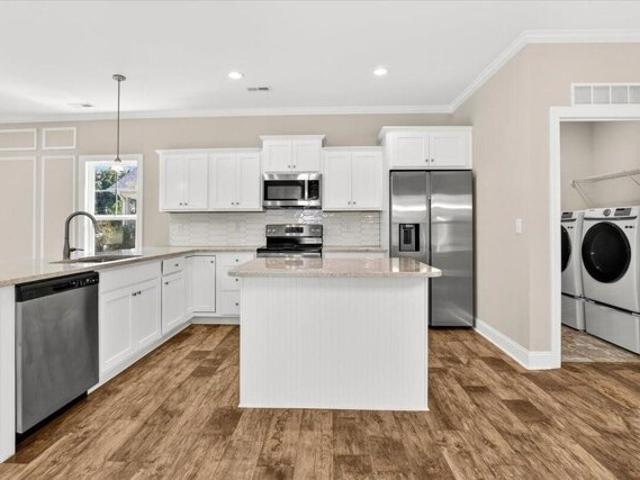 S Pollock St, Selma, Home For Sale