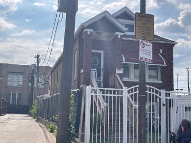 S Princeton Ave