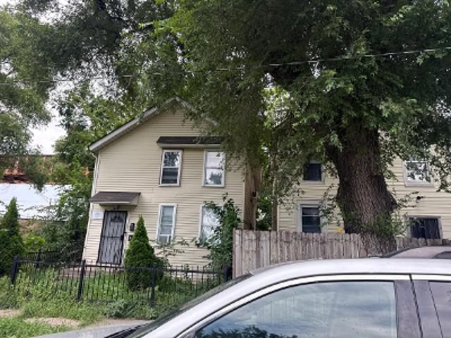 S Princeton Ave