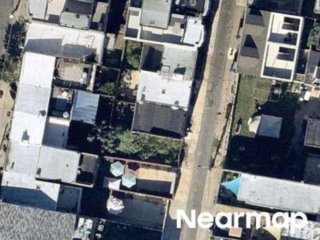 S Reese St