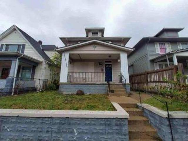 S Richardson Ave