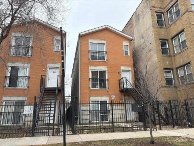S Ridgeway Ave