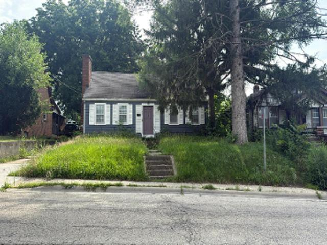 S Rockford Ave