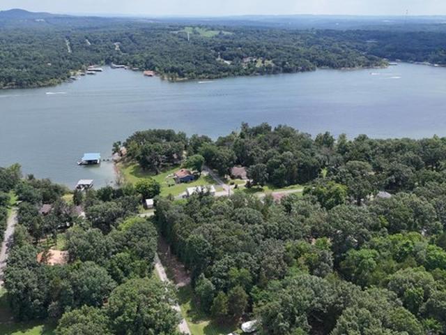 S Rosewood St, Shell Knob, MO 65747