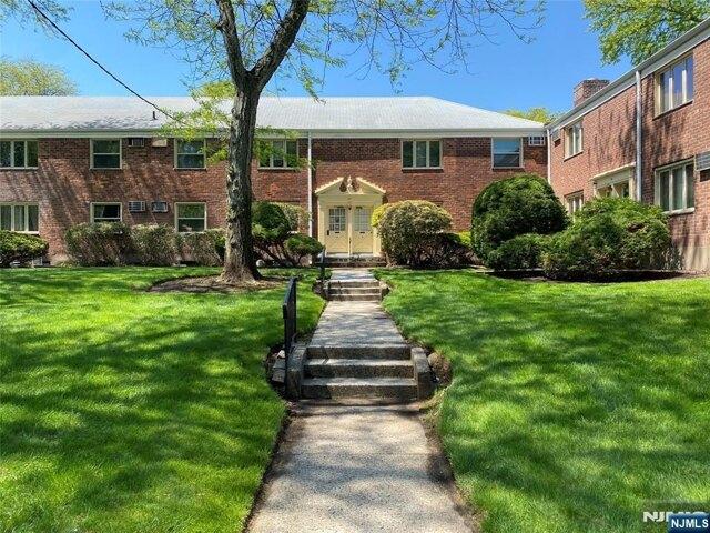 S St St Apt B, Bergenfield, Condo For Sale