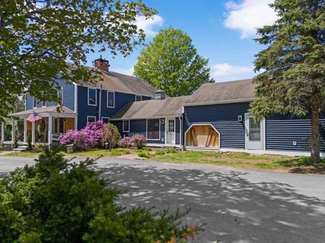 S Stark Hwy, Weare, Home For Sale