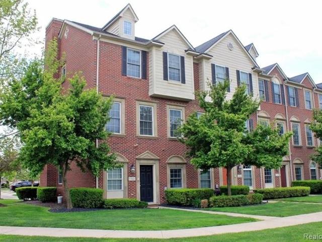 S Stonewood Rd Unit,canton, Condo For Sale