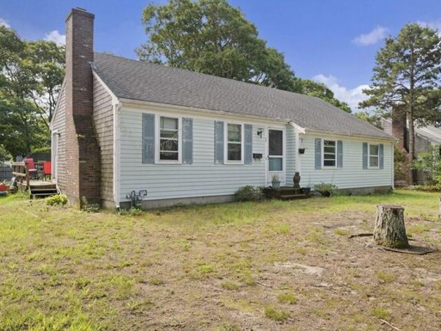 S Sea Ave, West Yarmouth, Home For Sale