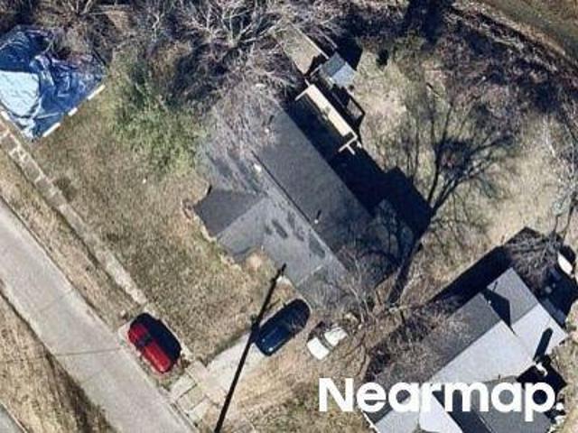 S Sebree St