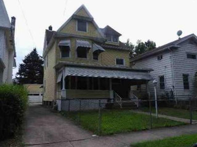 S Sherman St