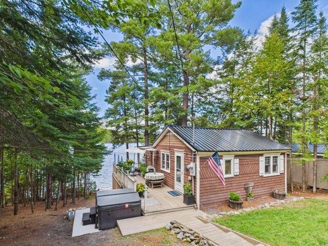 S Shore Rd, Madawaska Lake Township, Home For Sale
