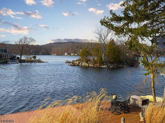 S Shore Rd, Byram Township, Home For Sale
