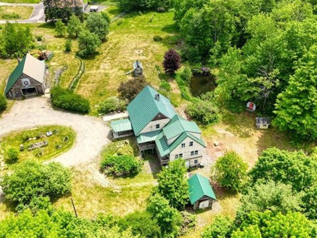 S Solon Rd, Solon, Home For Sale