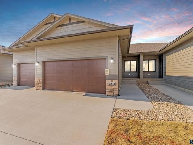 S Sonoma Pl, Sioux Falls, SD 57106