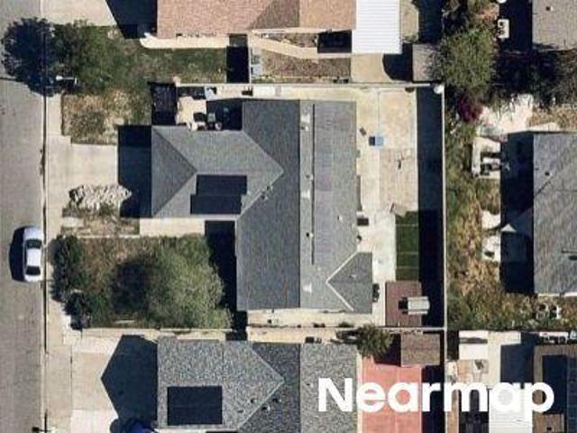 S Tamarisk Ave