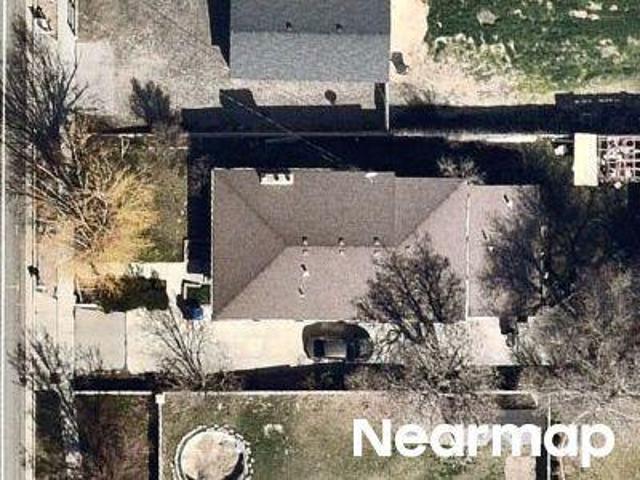 S Temple Dr